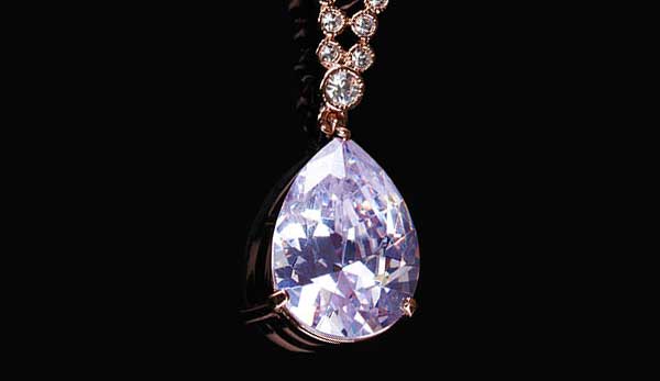 Legendary Diamonds: A Glimpse into Their History and Brilliance ...